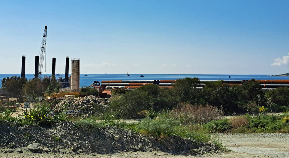 Suspension of construction of new liquefied natural gas terminal at ...